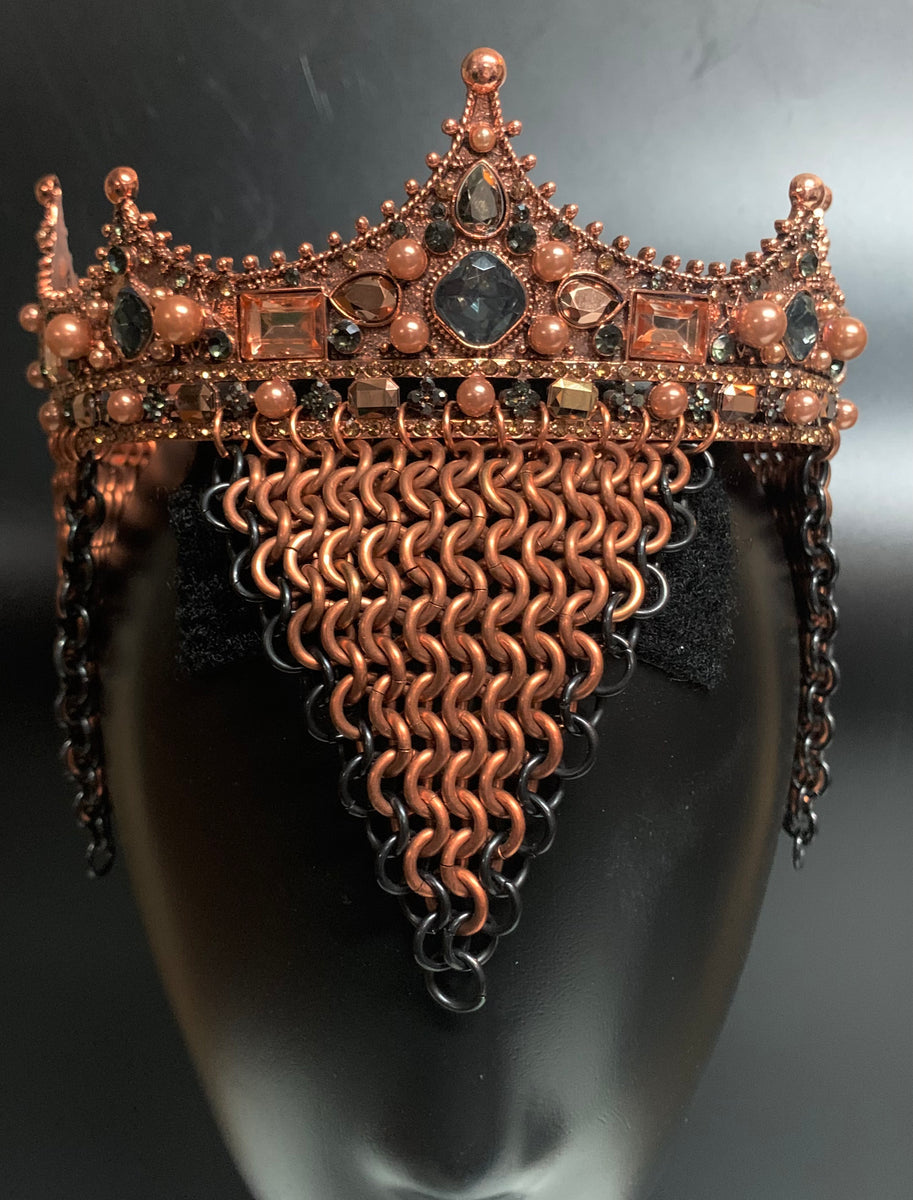 Crowns and tiaras – Dark Hammer Chainmail