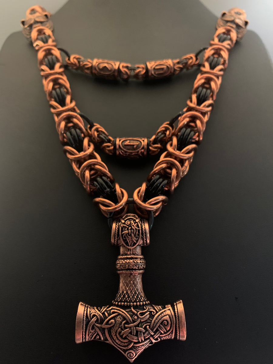 Runic Bear chain with Mjolnir – Dark Hammer Chainmail